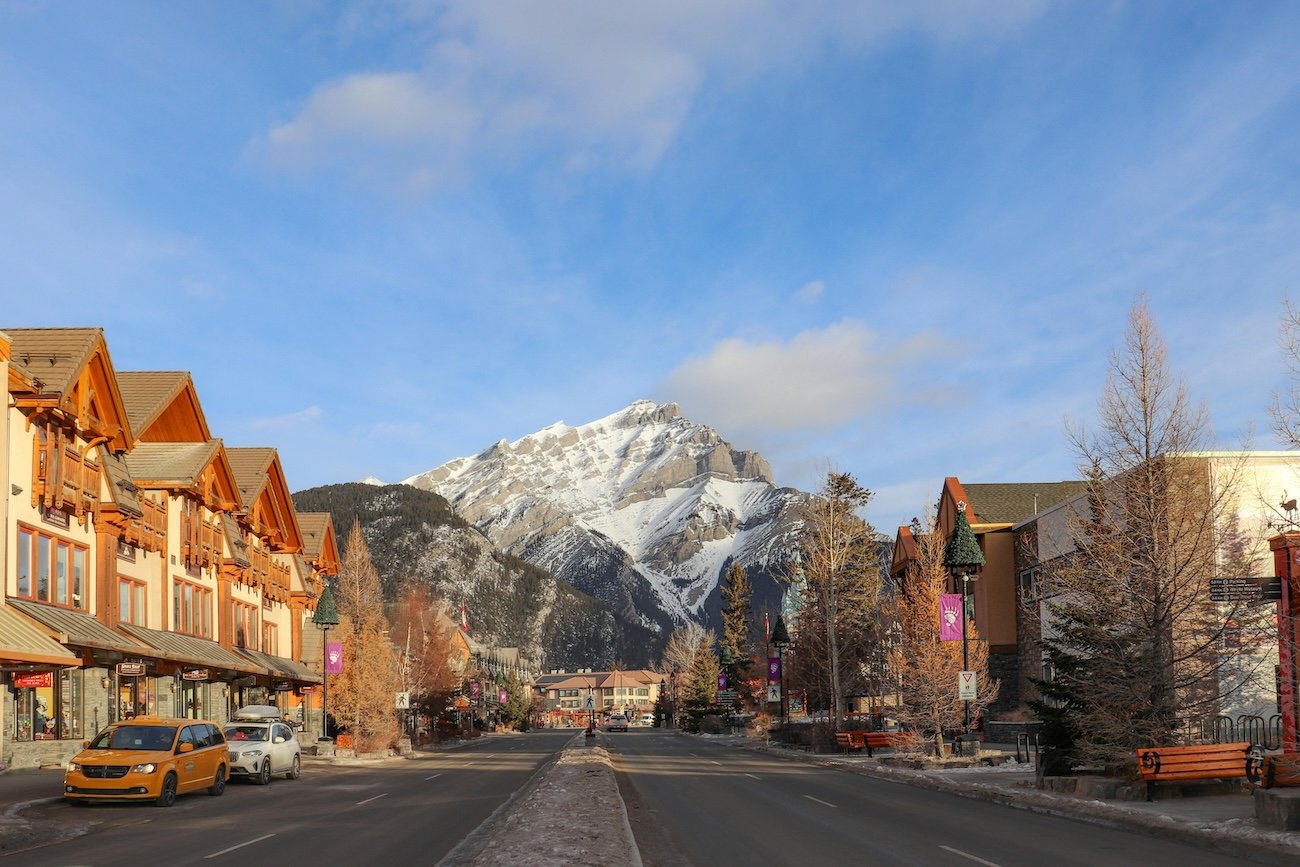 Banff Nightlife Guide — Bars, Pubs & Entertainment - Alberta insider